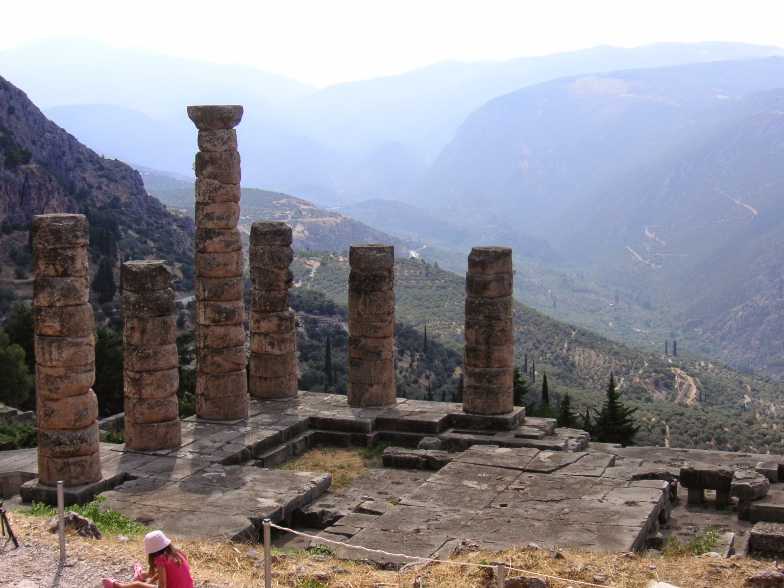 grecia on the road: GIORNO 12: DELFI - TERMOPILI - METEORE
