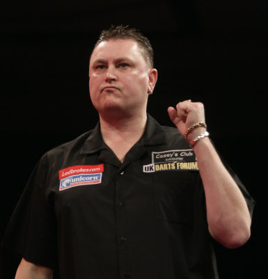 " DARTS - MADNESS ": KEVIN PAINTER 3-1 ARRON MONK