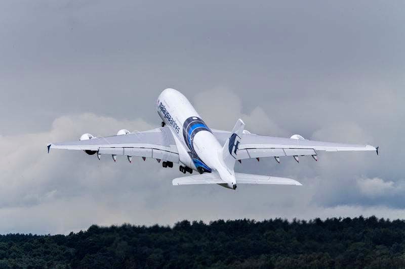 Learning day: Flight Takeoff HD Images