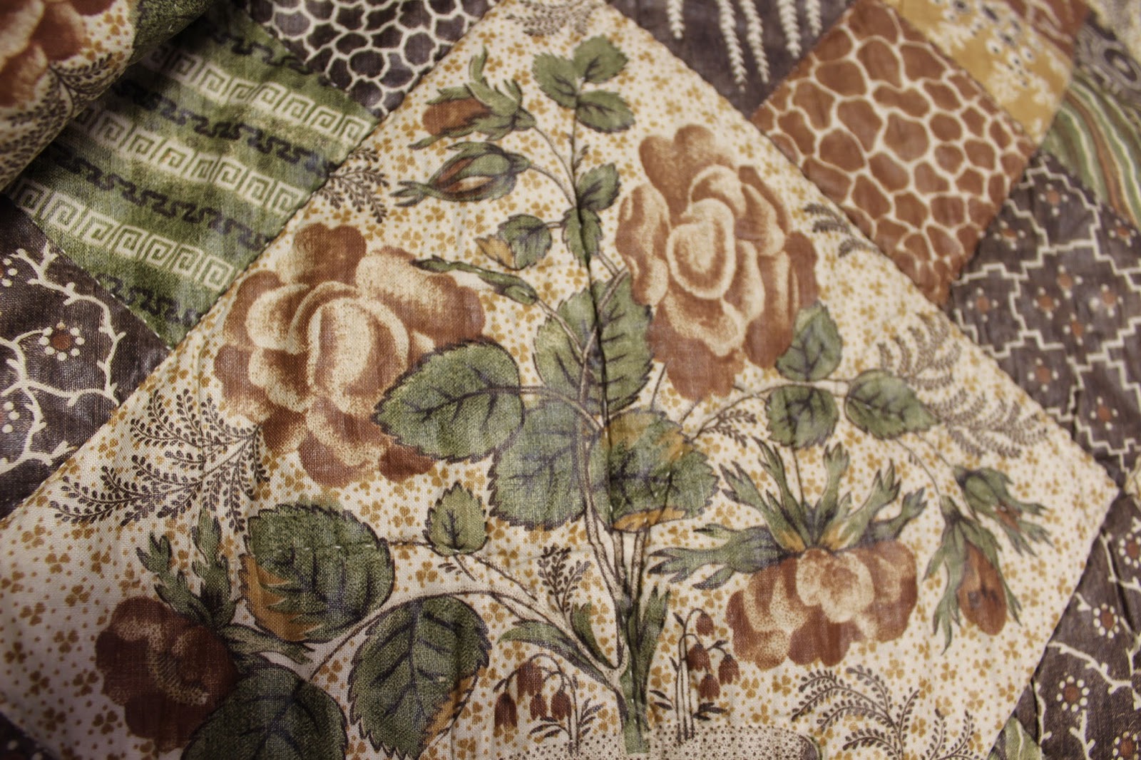 Textile Time Travels: 1840s Antique Wholecloth Quilt, Faux Patchwork ...