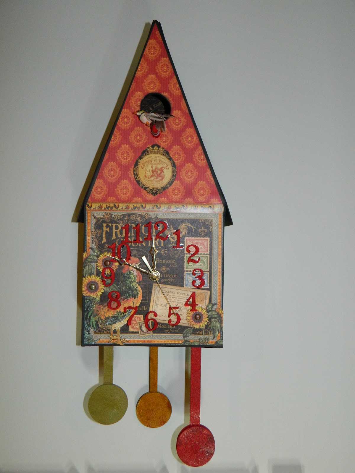 SHARI'S CREATIONS WITH THE CRICUT (CRICUTROOKIE): Pendulum clock from ...
