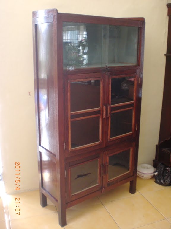 Akan aku tenang selalu......: Almari lauk lama