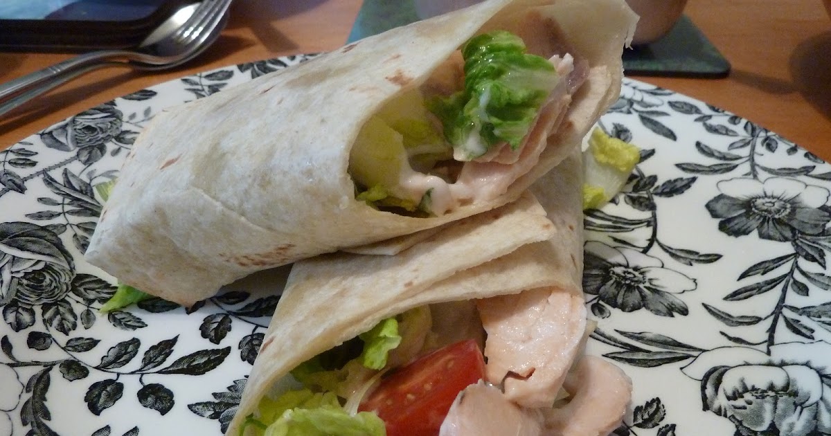 Kitchen Fairies: Salmon salad wraps