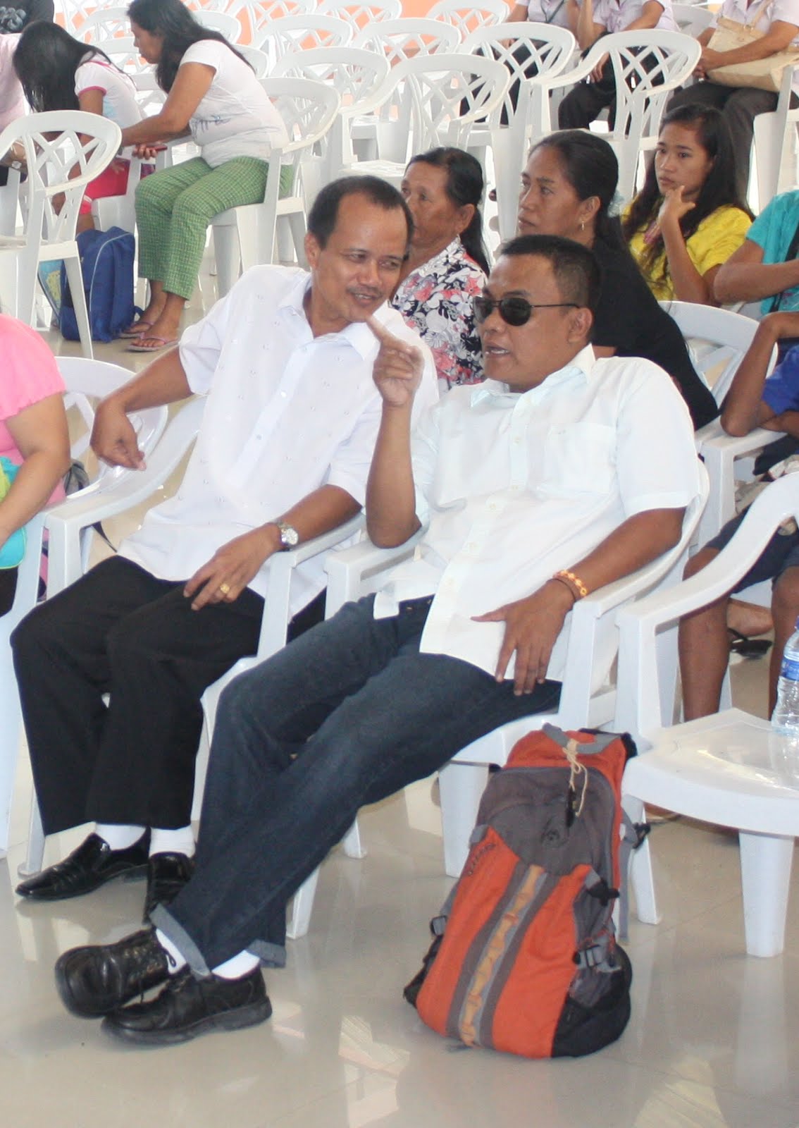 Mindoro Smorgasbord: The Political Neutrality of Mayor Ed Gadiano