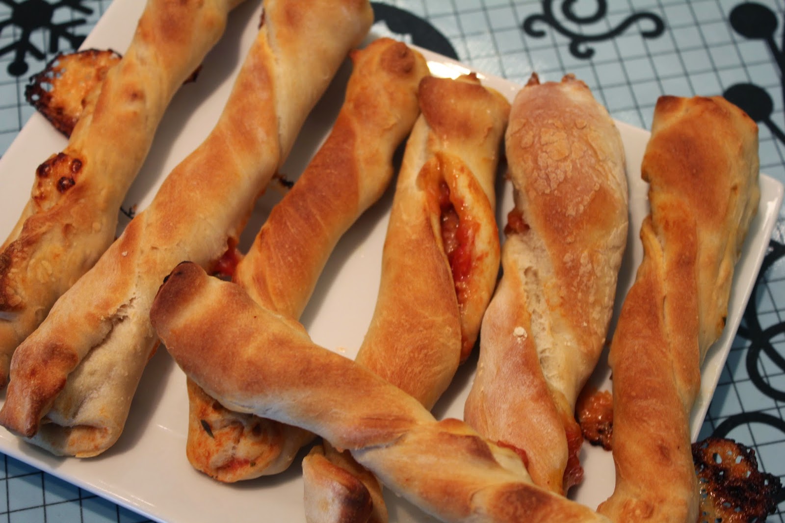 What's that fantastic smell?: Zum Frühstück: Pizza-Stangerln