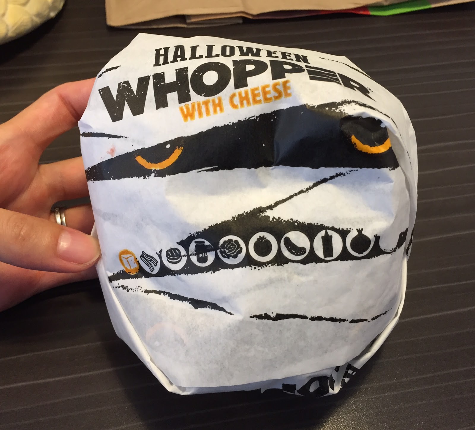 A.1. Halloween Whopper From Burger King / バーガーキングのA.1. ハロウィンワッパー ~ I'm ...