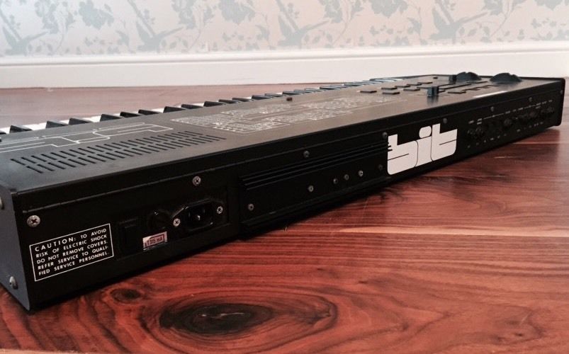 MATRIXSYNTH: Vintage Crumar Bit One Analog Polyphonic Synthesizer