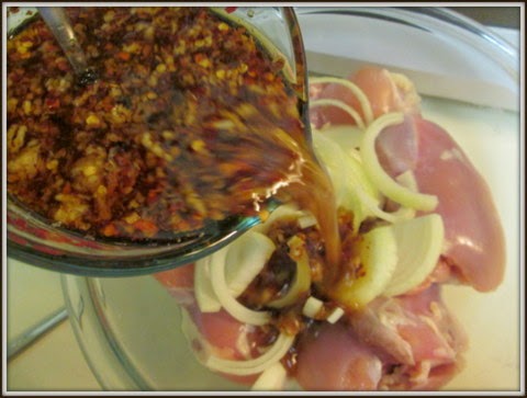 a girl eats world: Spicy Sesame Honey Chicken