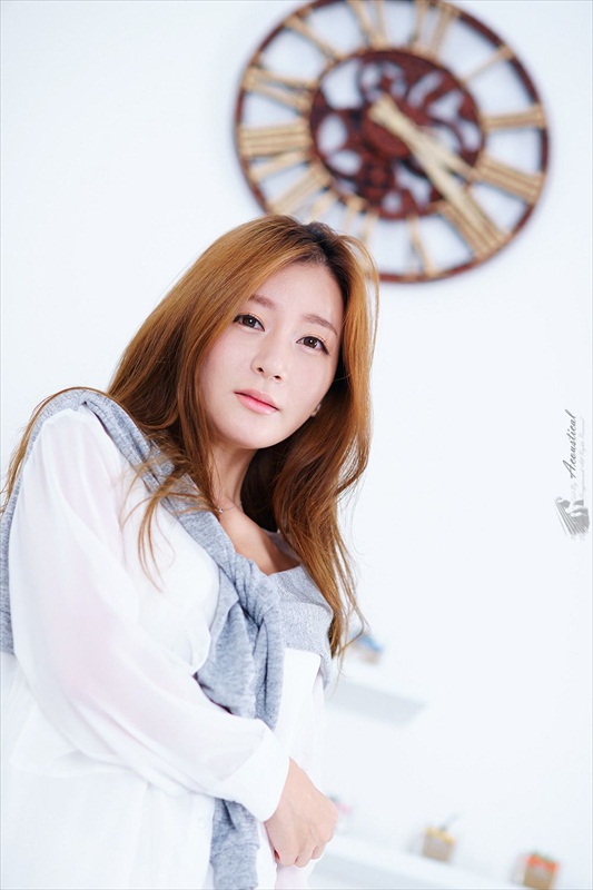 Han Ji Eun - Gorgeous Photo Update - blog girls