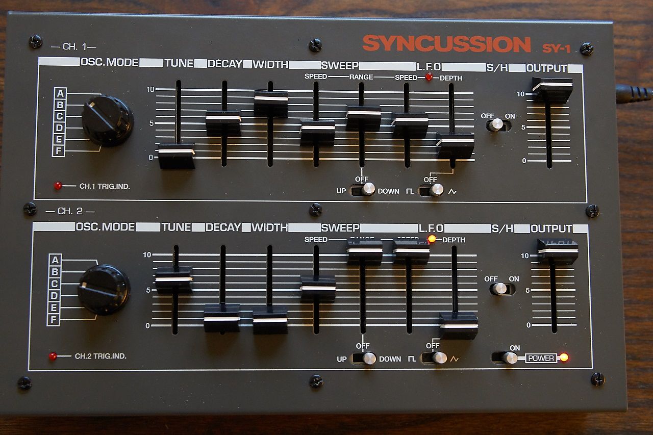 MATRIXSYNTH: The Human Comparator Syncussion SY-1 2018
