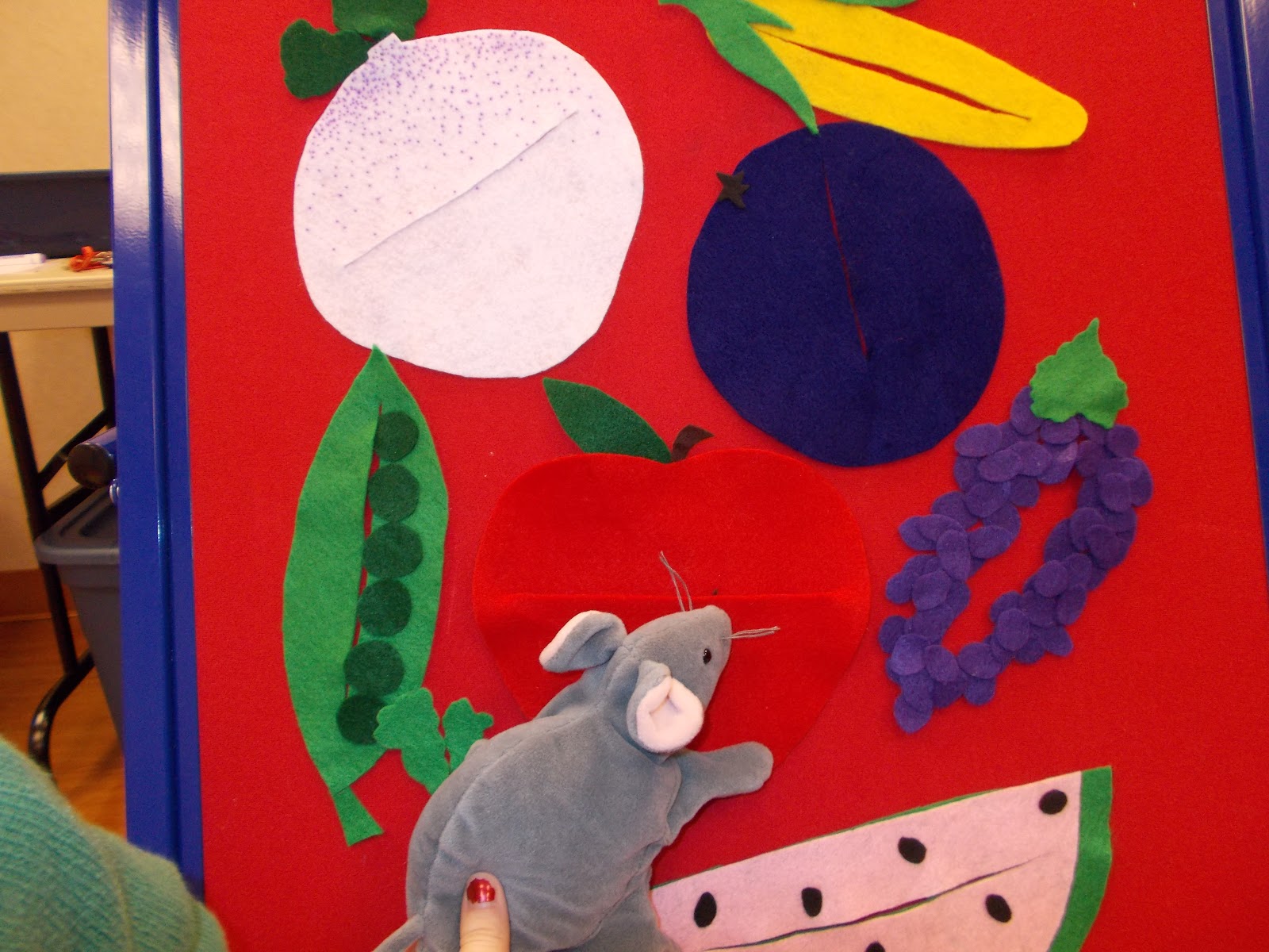 Neverlandarling: Flannel Friday: Lunch by Denise Fleming