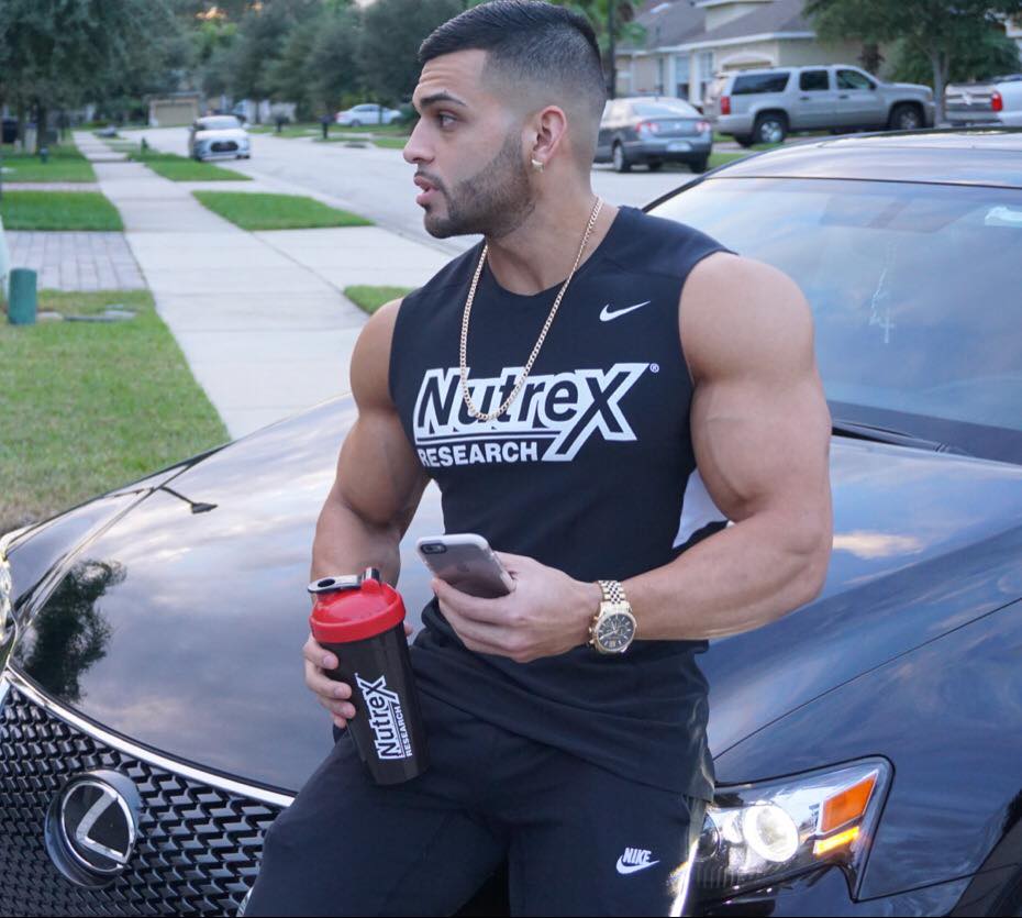 the beauty of male muscle: Gabriel