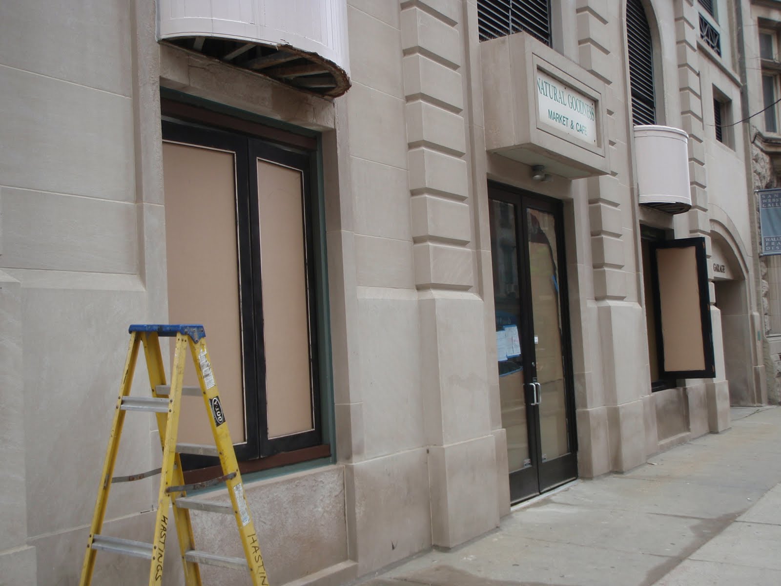 Saxbys Cofee at Rittenhouse: Preparing for the Rittenhouse Grand Opening!