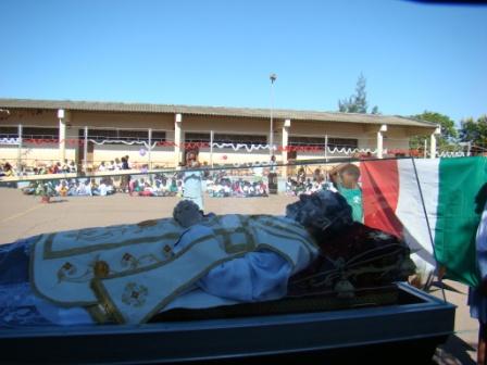 Dom Bosco, Moçambique te acolhe: Dom Bosco nas FMA de Infulene - 17 de ...