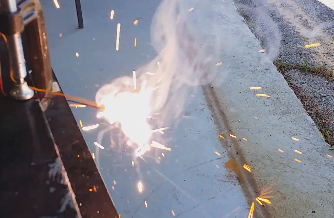 Smarter Every Day: DIY rocket igniters