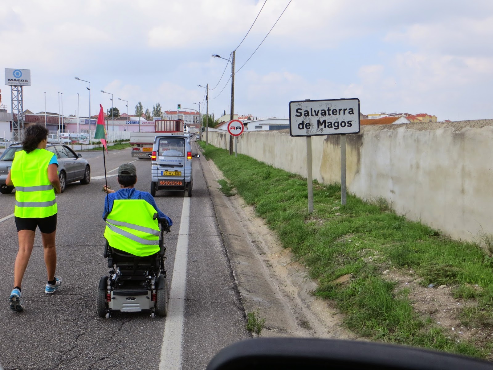 2ª parte: 180 km em cadeira de rodas pelo direito a uma Vida ...