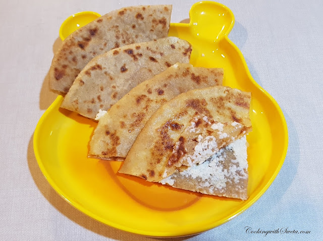 Paneer Paratha (For Kids)