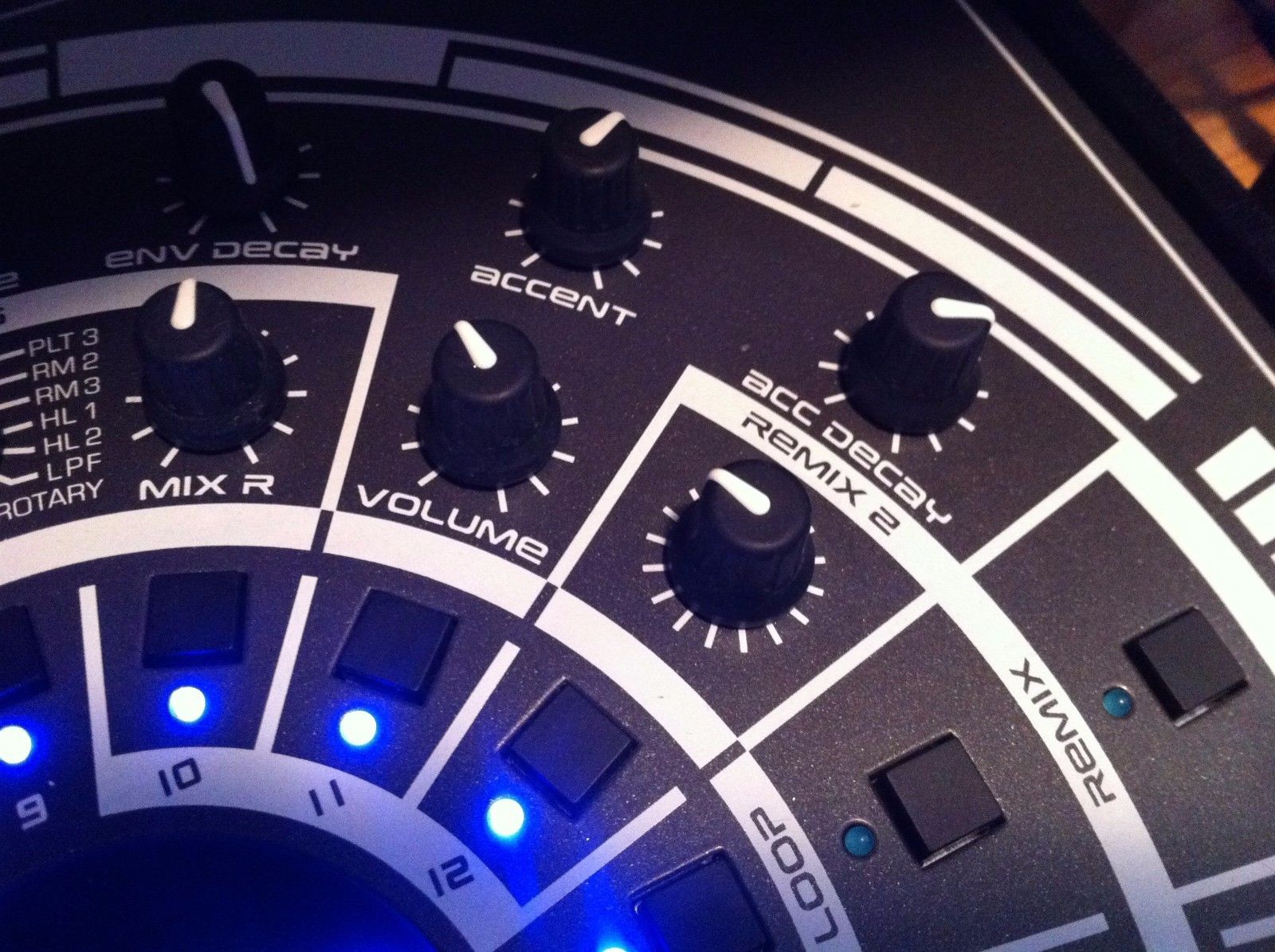 MATRIXSYNTH: Future Retro Revolution rev2 Analog Synth & Sequencer