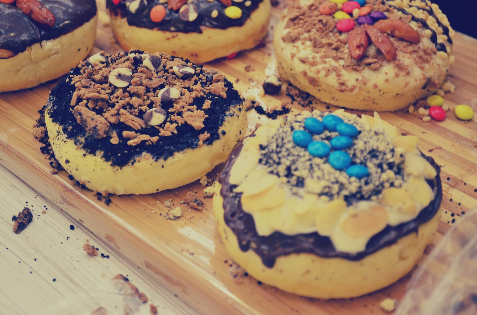 Pan de Manila: The Pinoy Pan De Donuts are Now Available! - The Daily ...