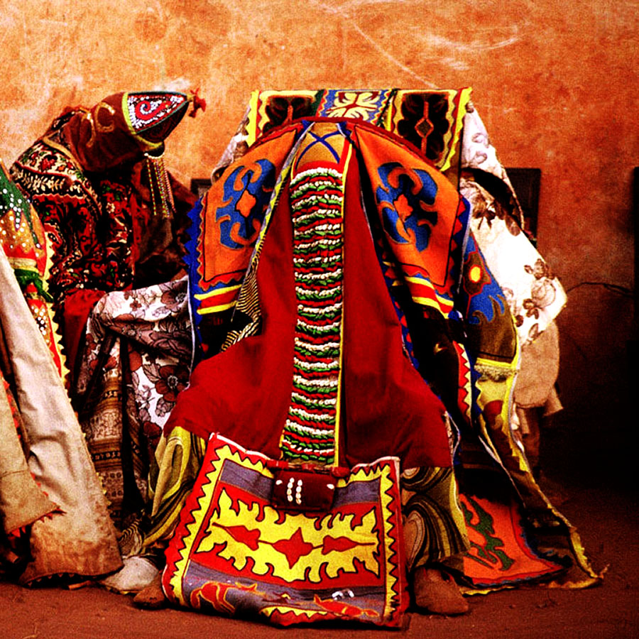Afro Africa: Festivais Egungun - Nigéria, Benim e Togo