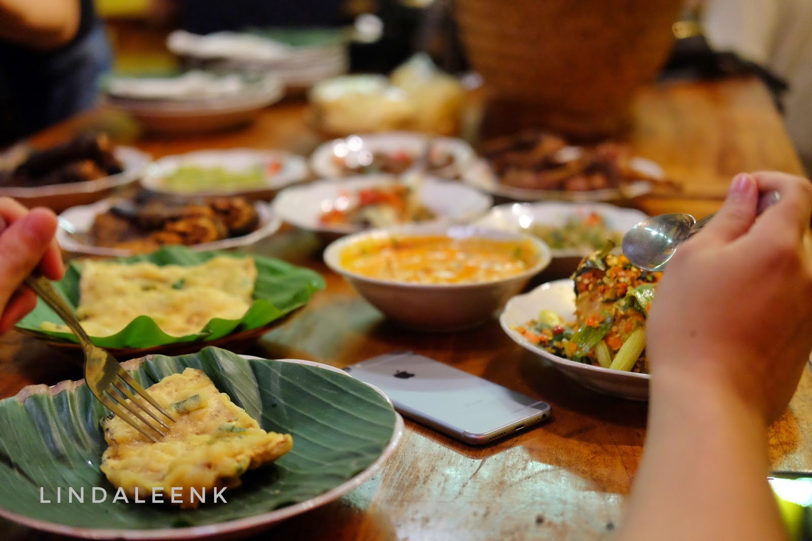 #HappyTummy: Serba Pedas di Mbah Jingkrak Setiabudi | Lindaleenk ...