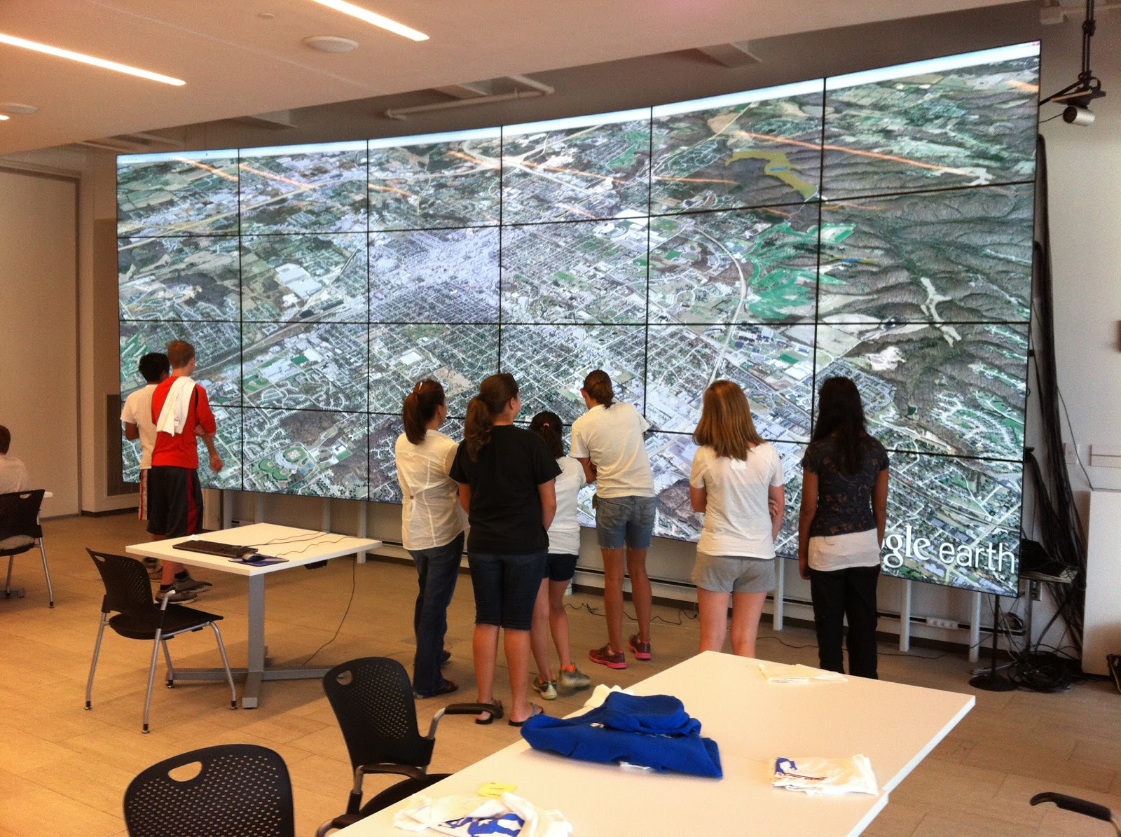 Multi-Monitor Tips and Tricks: SUPER PC, NVIDIA & Indiana Universities ...