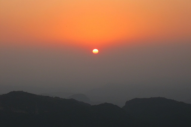 20 Places To See Stunning Sunrise & Sunsets in India