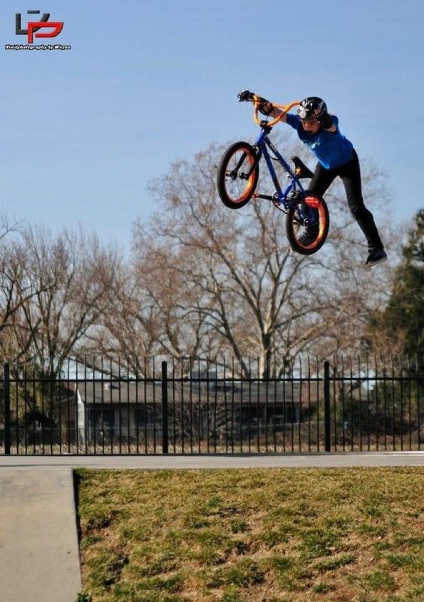 The Bay BMX: Cult,Vans,Protec,Fox,Lil' Mikey's Bees Wax Team Rider ...