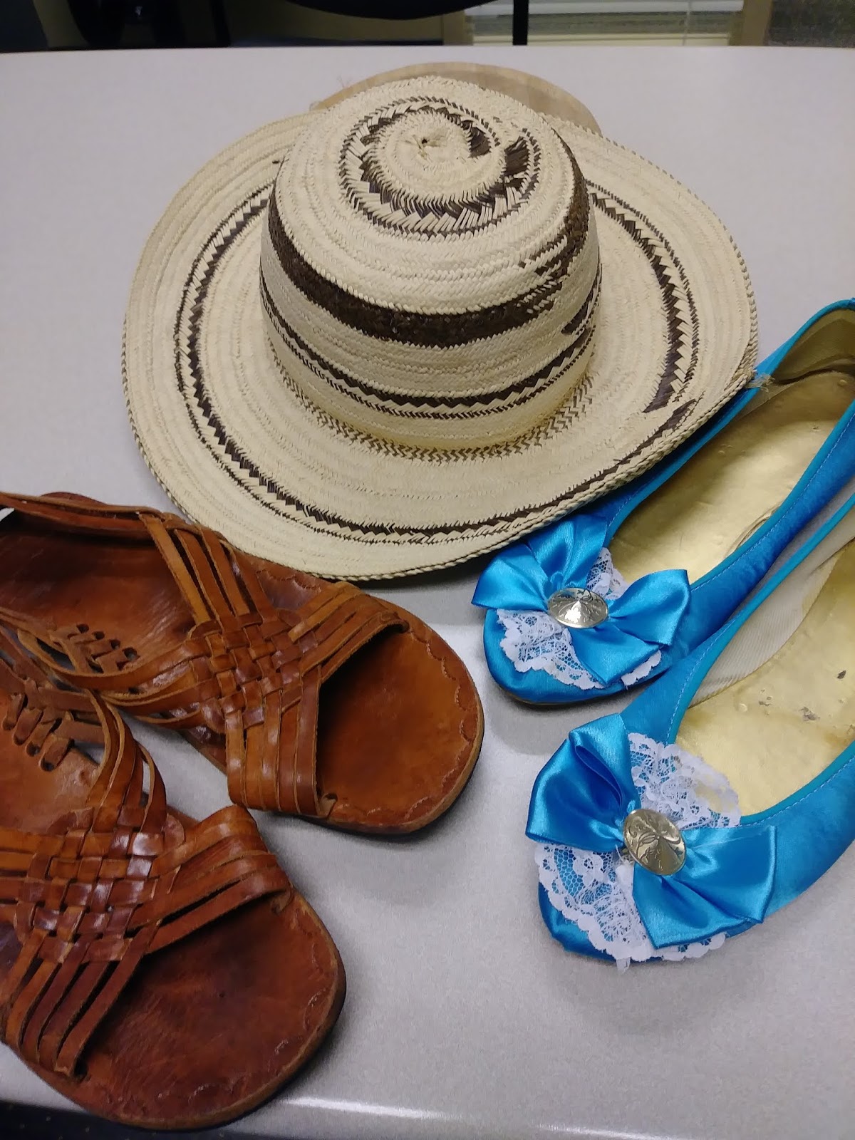 The Learning Path to the 21st Century: Tamborito Panameno