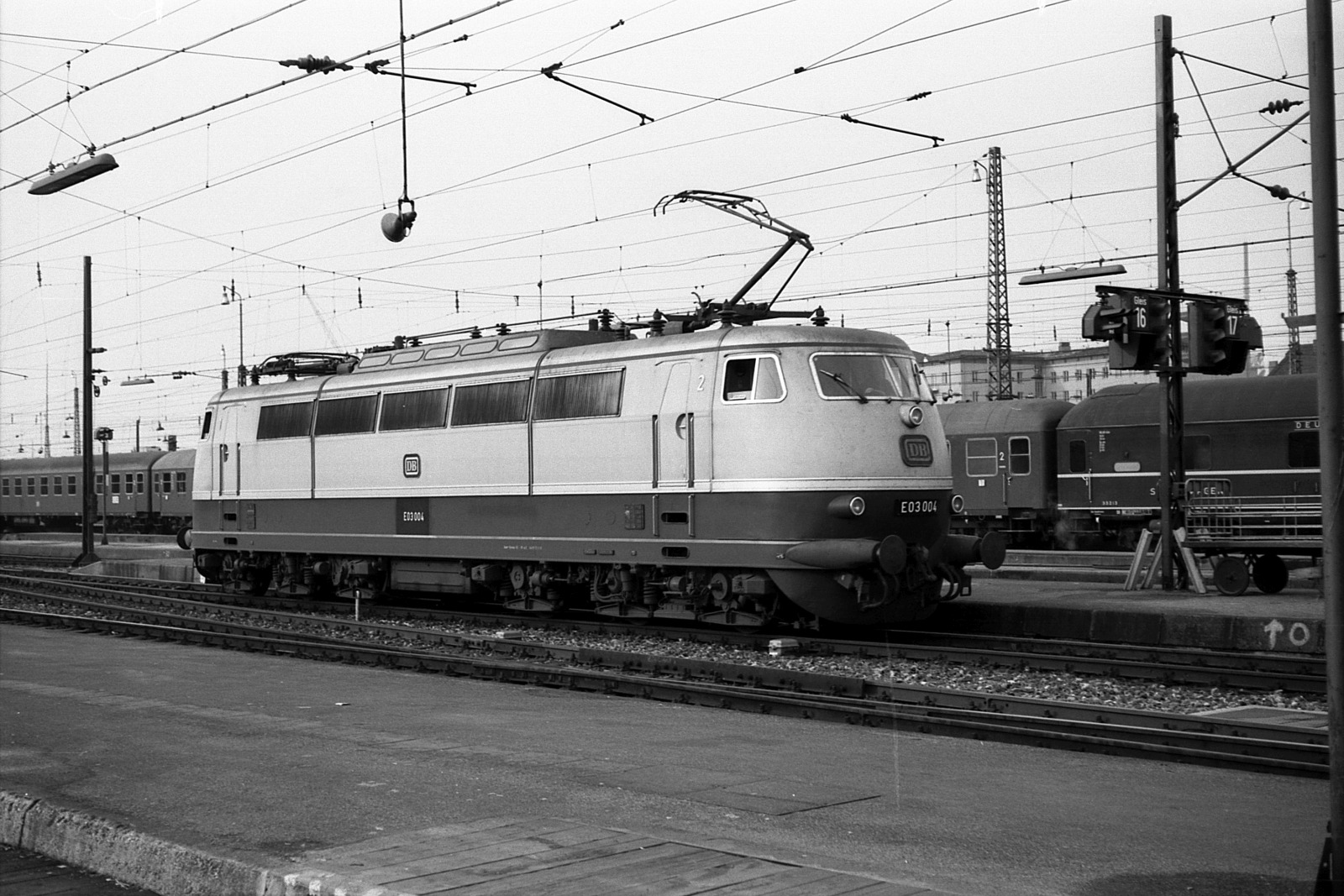 Die DB in Bildern 1966-1991: E03, 103.0, 103.1