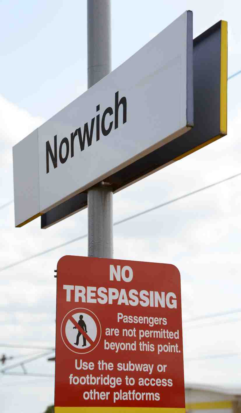Railway Eye - the railway blog: Pointless signs - Norwich