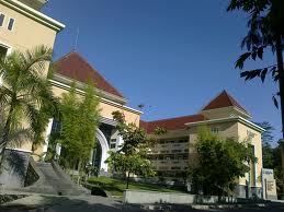 Laboratorium Biologi Farmasi : Selayang Pandang tentang Laboraturium ...