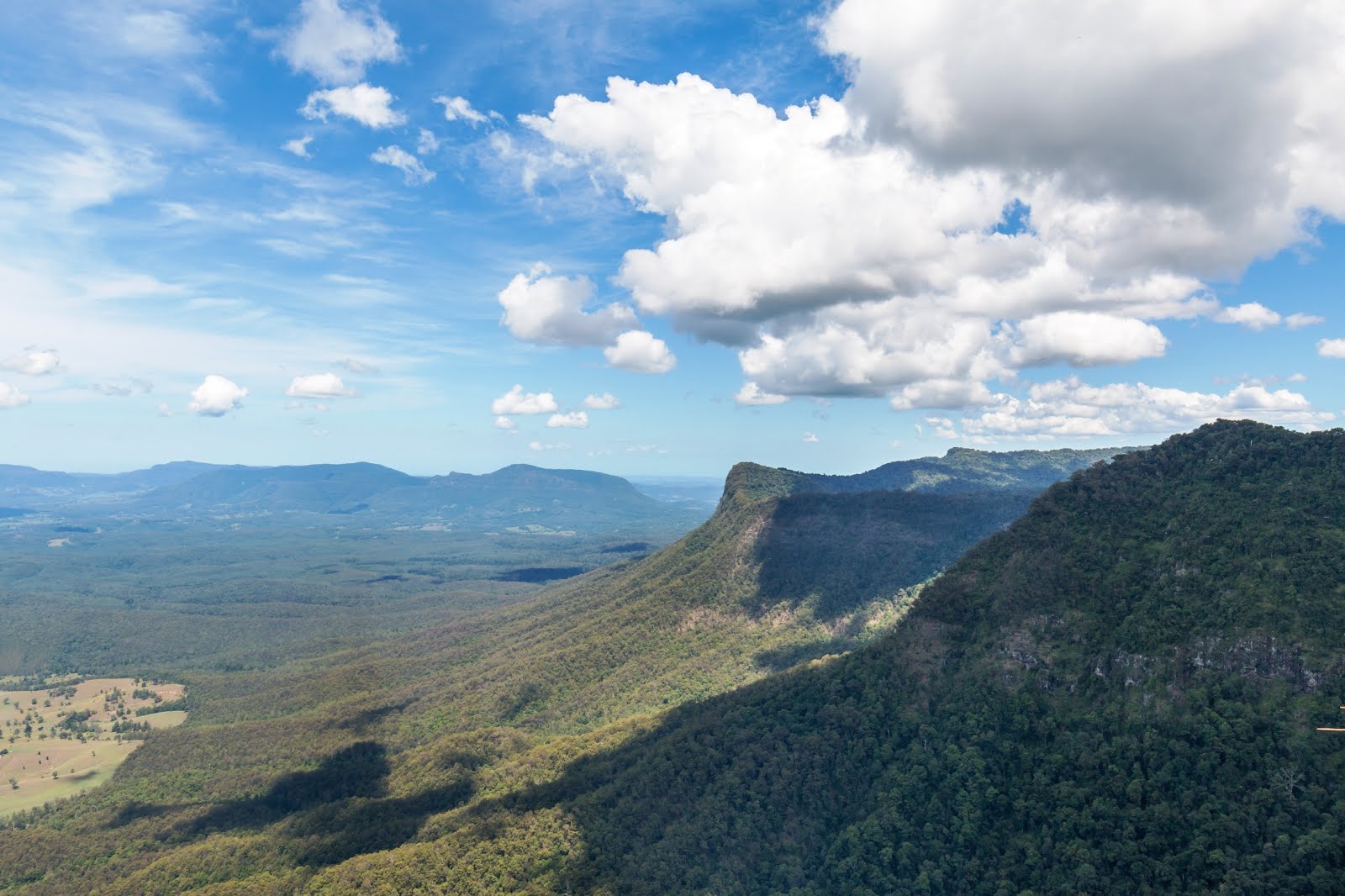 National Park Odyssey: Tweed Range Scenic Drive, Wildlife and Walks in ...
