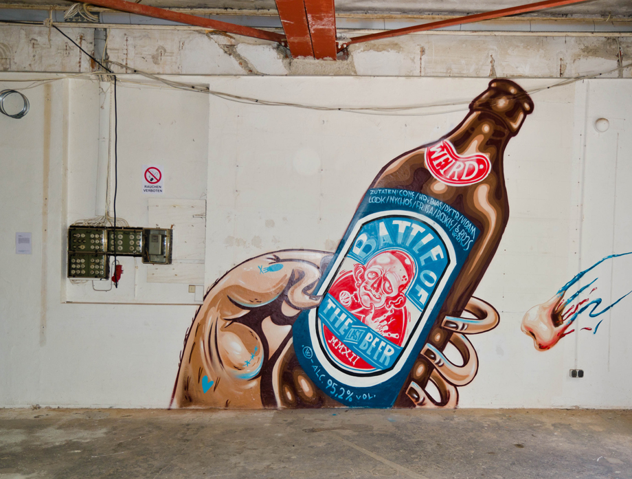 The Weird “Battle Of The Last Beer” New Mural In Munich, Germany ...