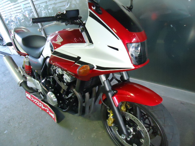 SOX 足立店 スタッフブログ: CB400SB 2005モデル