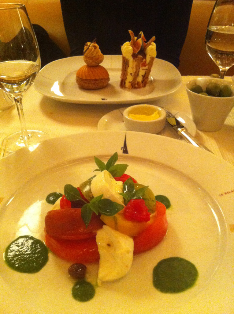 SUCRISSIME: Un dessert en entrée, un dessert en plat, un dessert en ...