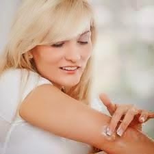 Fashion jaunt: How to get rid of dry and scaly elbows: