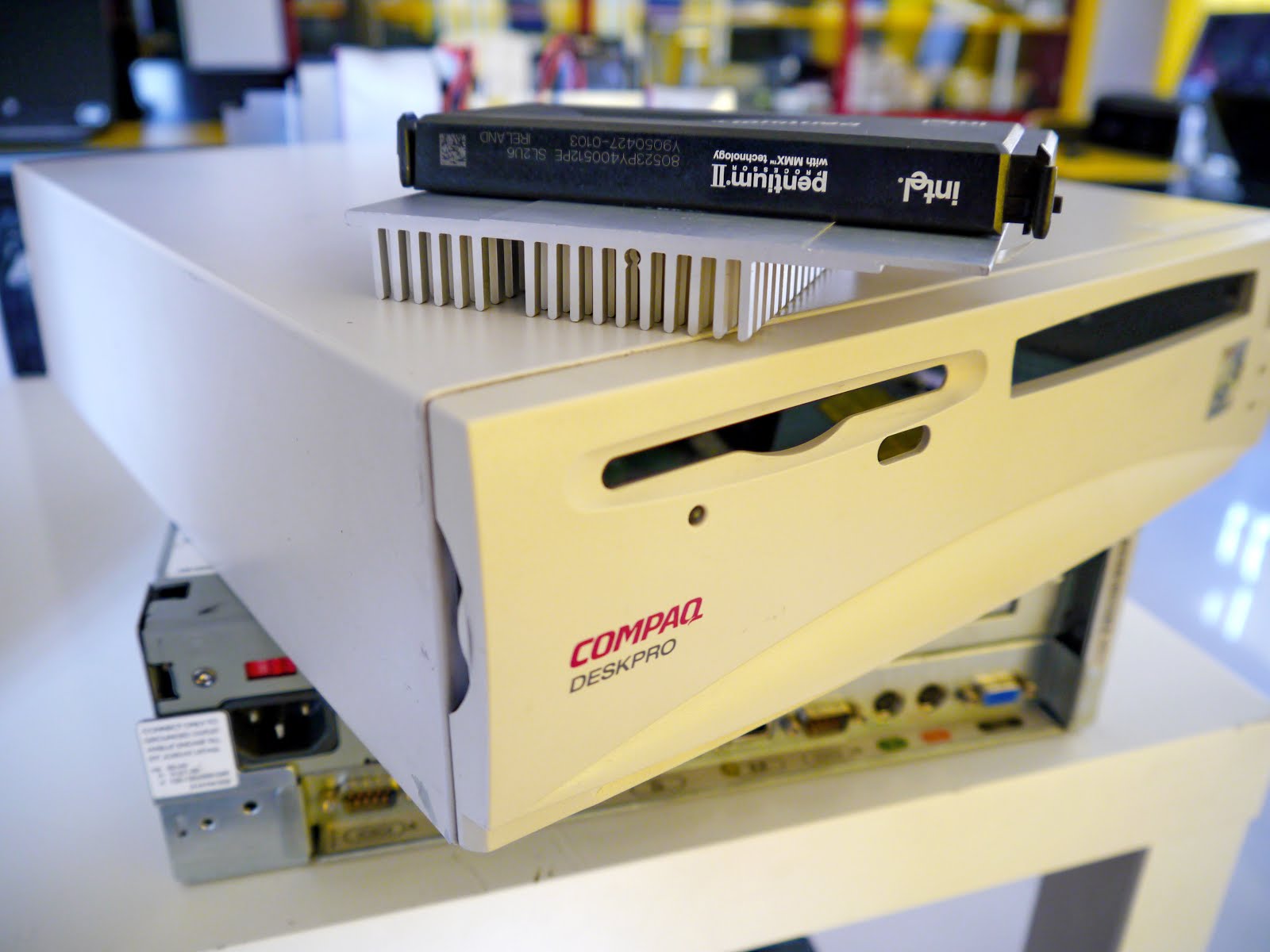 Реализираната мечта - Micro Workstation с MXM | Retro-PC-Mania - ревюта ...