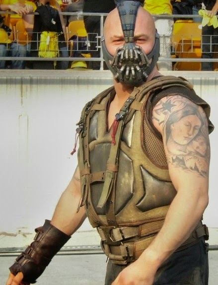 Neiman Dermatology and Hair Transplantation: Bane Before Tattoo Removal