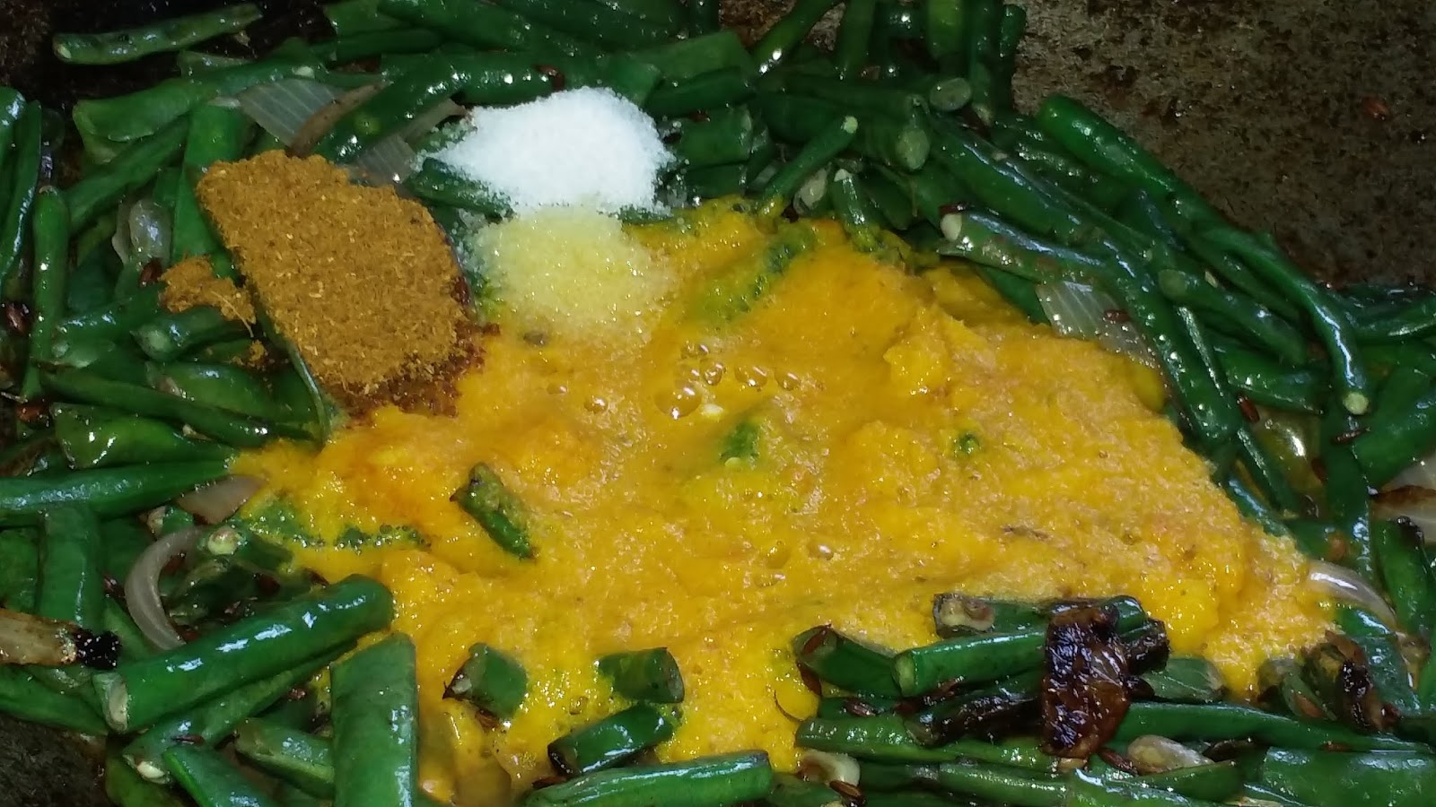 String Beans Ki Sabji/Bodi Ki Sabji/Spicy Bharbatti Ki Sabji