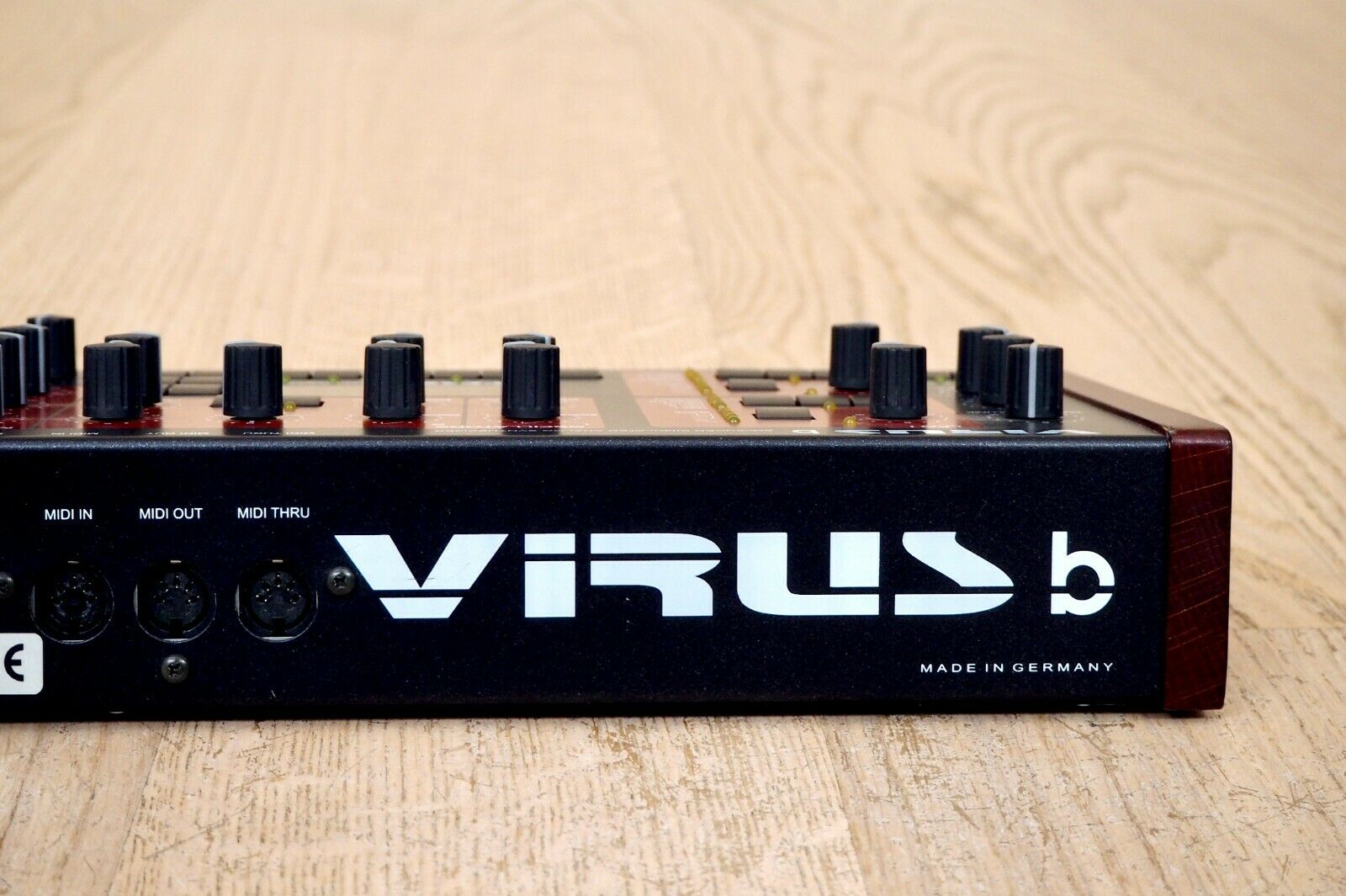 MATRIXSYNTH: Acces Virus B Desktop Synthesizer SN 10002048