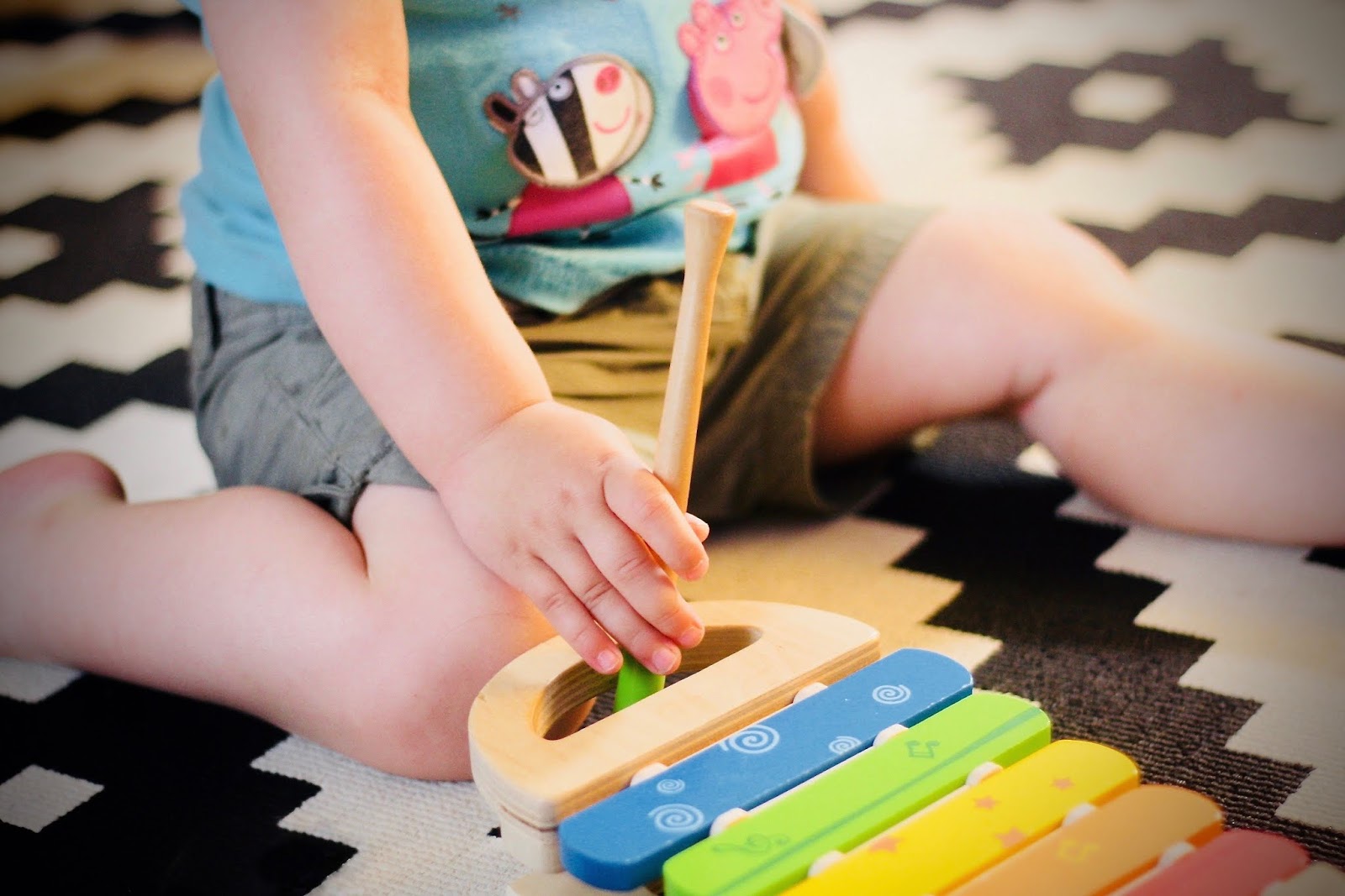 Indoor Activities For 1 Year Olds Busy Mama Tips indoor-activities-for-1-year-olds-busy-mama-tips