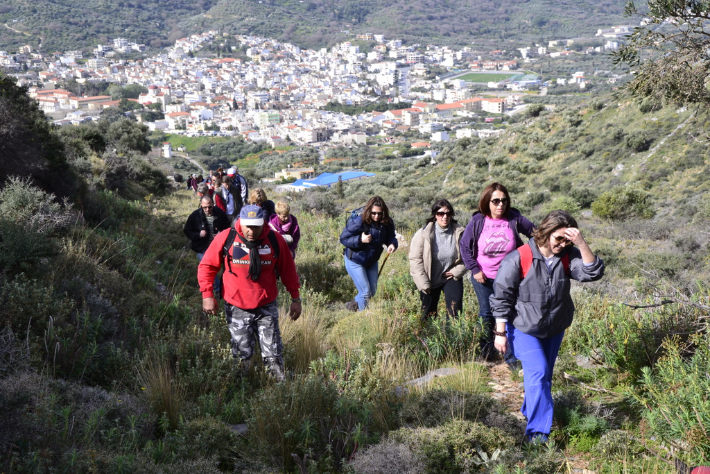 EXPLORE MOUNTAINS: ΠΕΖΟΠΟΡΙΑ ΝΕΑΠΟΛΗ-ΜΟΝΟΠΑΤΙ ΠΡΟΣ ΚΟΥΡΟΥΝΕΣ-ΑΡΧΑΙΑ ΔΡΗΡΟΣ
