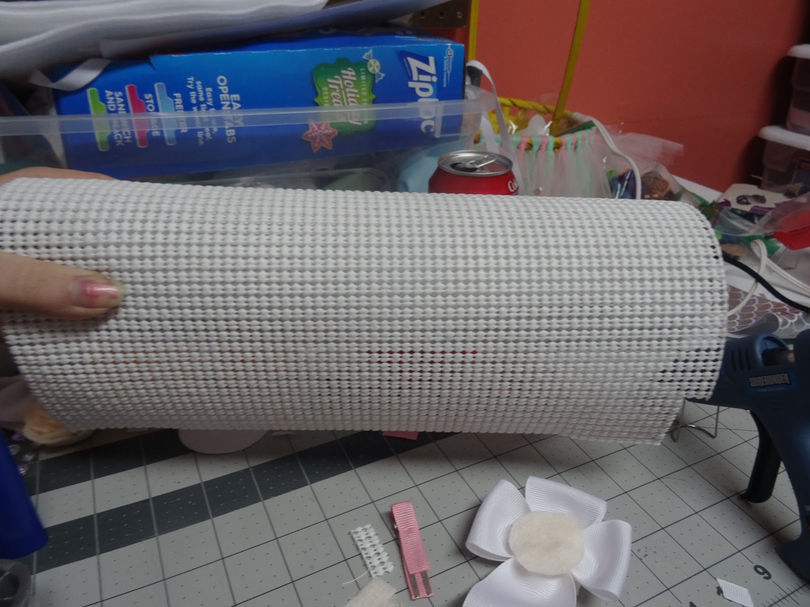 Create Kids Couture: Beautiful Cross Hair Bow