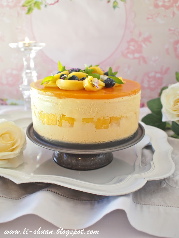 Helena's Kitchen: Mango Mousse Cake （芒果慕斯蛋糕）