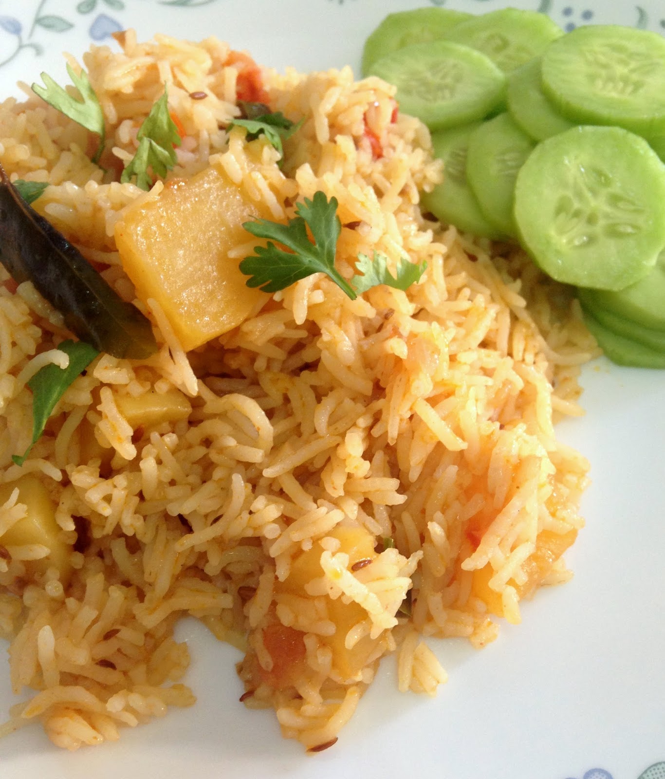 My Passion For Cooking: Potato Pilaf {Aloo Waley Chawal)