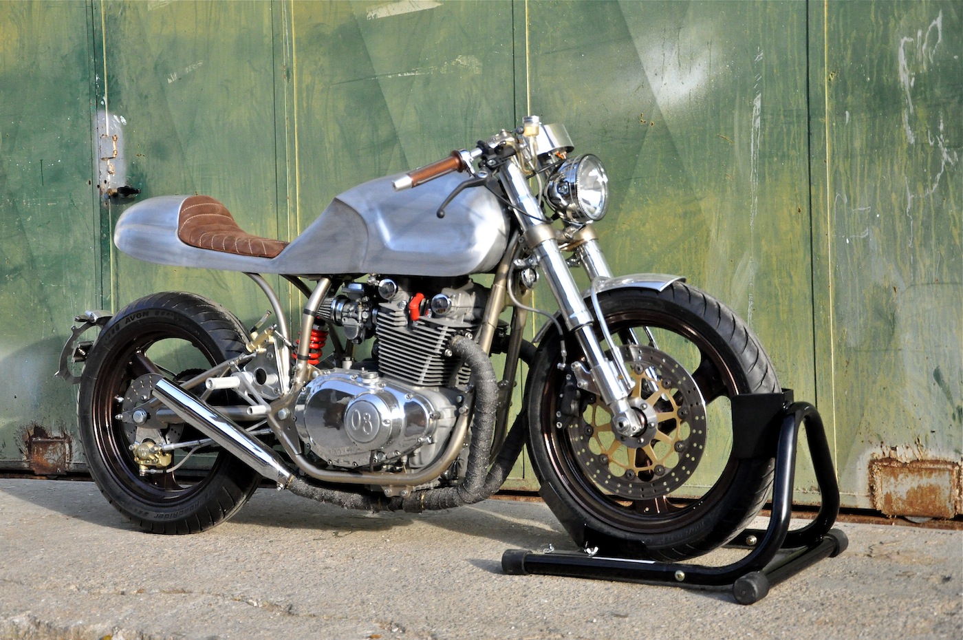 Readers' rides: GS450 "Cotrione" - Inazuma café racer