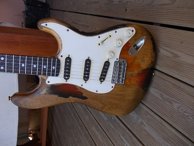Rosman Custom Guitars: Fender Stratocaster del 74