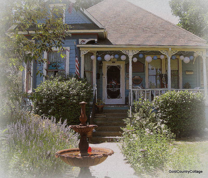 GoldCountryCottage: COTTAGE AMERICA...