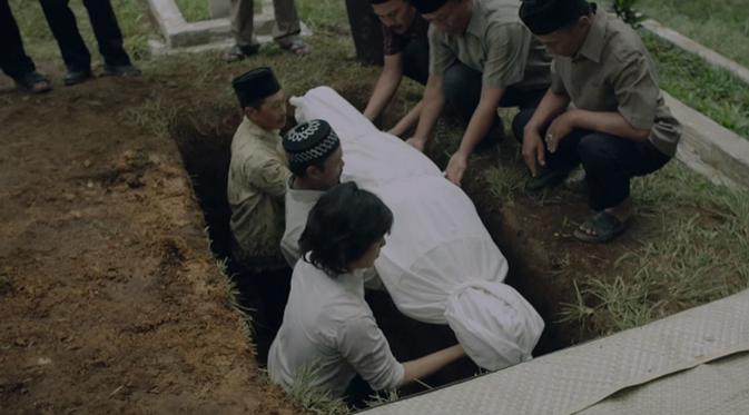 CineTariz: REVIEW : PENGABDI SETAN (2017)